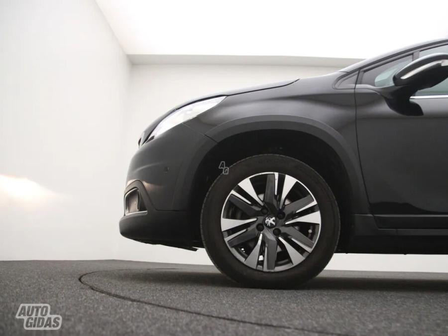 Melns Peugeot 2008 2018 Viļņa, ar dzinēja tilpumu 1.20 L un nobraukumu 135 tūkst. km par 9099 €, foto 27 vietnē AUTOMOTO.COM.LV