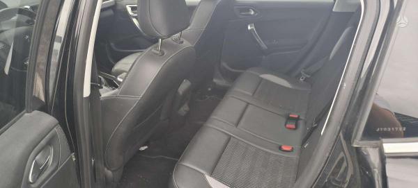 Melns Peugeot 2008 2018 Tauragė, ar dzinēja tilpumu 1.20 L un nobraukumu 105 tūkst. km par 5700 €, foto 10 vietnē AUTOMOTO.COM.LV