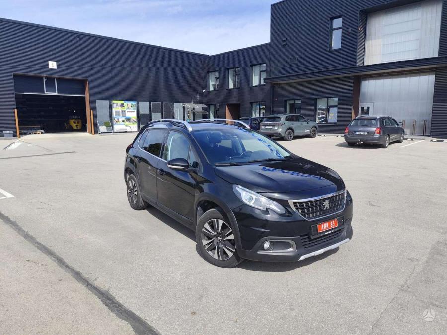 Melns Peugeot 2008 2018 Klaipėda, ar dzinēja tilpumu 1.20 L un nobraukumu 136 tūkst. km par 6800 €, foto 3 vietnē AUTOMOTO.COM.LV