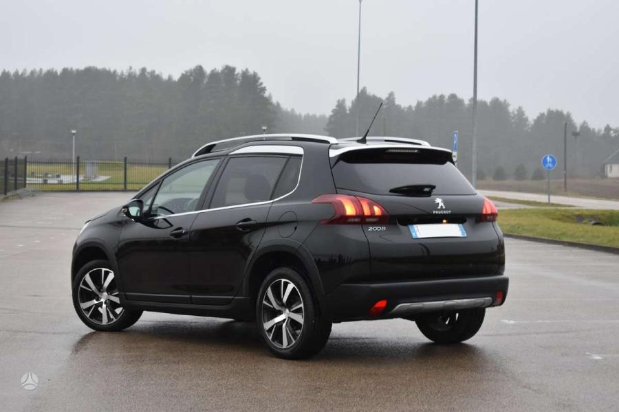 Black Peugeot 2008 2019 in Taurage, with an engine capacity of 1.50 L and mileage of 175 thousand km for 6800 €, photo 2 on AUTOMOTO.COM.LV