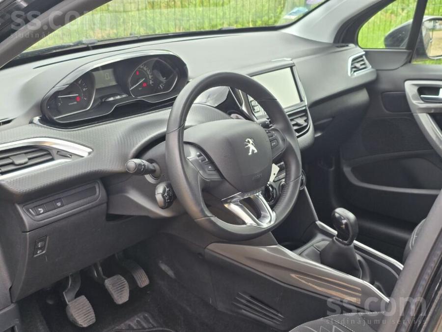 Melns Peugeot 2008 2019 Rīga, ar dzinēja tilpumu 1.20 L un nobraukumu 105 tūkst. km par 6890 €, foto 17 vietnē AUTOMOTO.COM.LV