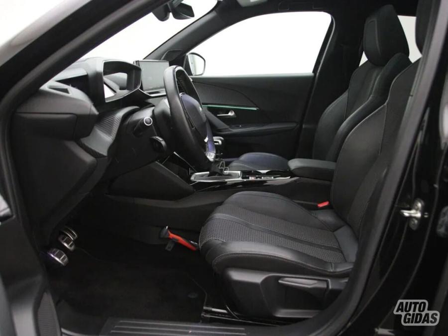 Black Peugeot 2008 2020 in Vilnius, with an engine capacity of 1.20 L and mileage of 156 thousand km for 12199 €, photo 5 on AUTOMOTO.COM.LV