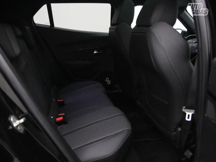 Black Peugeot 2008 2020 in Vilnius, with an engine capacity of 1.20 L and mileage of 156 thousand km for 12199 €, photo 16 on AUTOMOTO.COM.LV