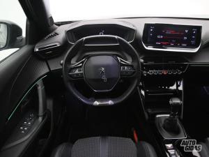 Black Peugeot 2008 2020 in Vilnius, with an engine capacity of 1.20 L and mileage of 156 thousand km for 12199 €, photo 18 on AUTOMOTO.COM.LV