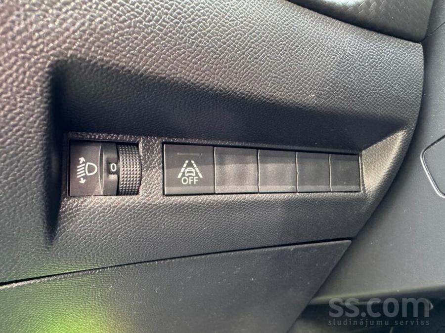 Melns Peugeot 2008 2020 Rīga, ar dzinēja tilpumu 1.20 L un nobraukumu 0 tūkst. km par 14599 €, foto 20 vietnē AUTOMOTO.COM.LV
