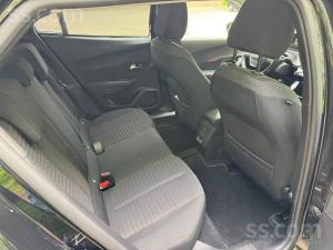 Melns Peugeot 2008 2020 Rīga, ar dzinēja tilpumu 1.20 L un nobraukumu 0 tūkst. km par 14599 €, foto 30 vietnē AUTOMOTO.COM.LV