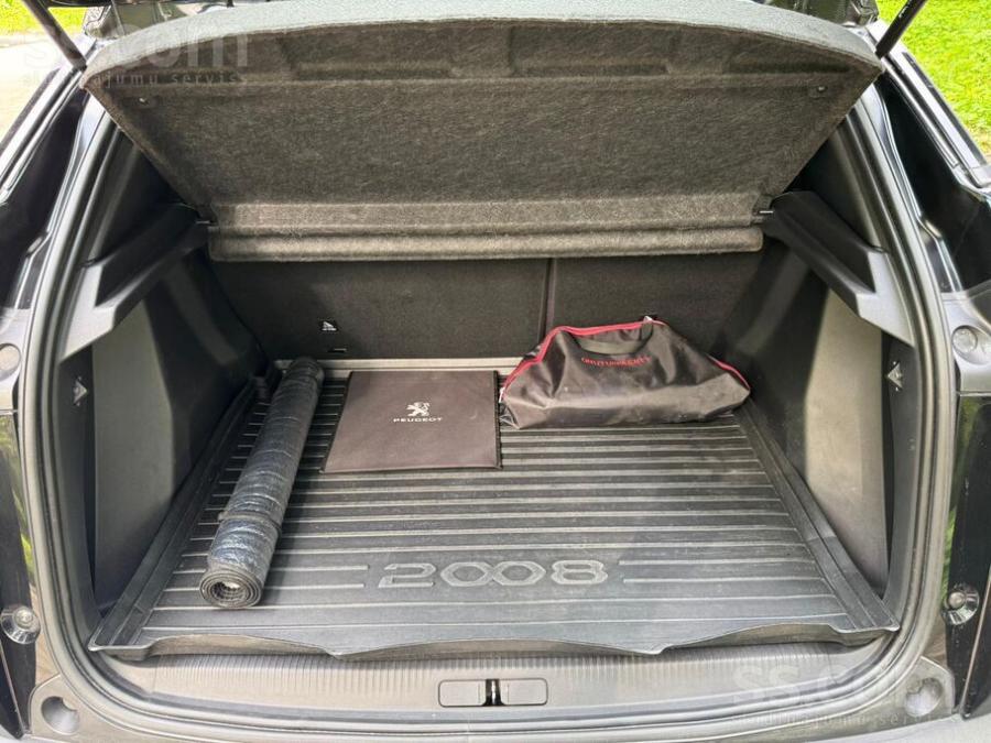 Melns Peugeot 2008 2020 Rīga, ar dzinēja tilpumu 1.20 L un nobraukumu 0 tūkst. km par 14599 €, foto 33 vietnē AUTOMOTO.COM.LV