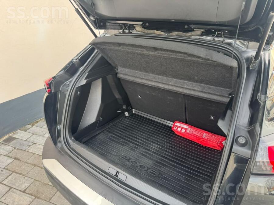 Melns Peugeot 2008 2020 Rīga, ar dzinēja tilpumu 1.20 L un nobraukumu 110 tūkst. km par 16900 €, foto 20 vietnē AUTOMOTO.COM.LV