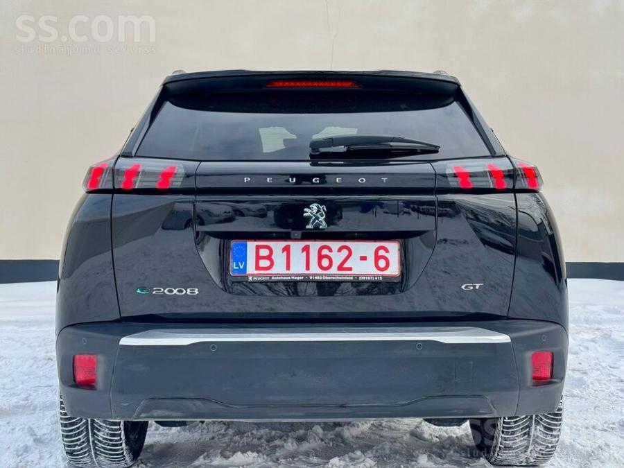 Melns Peugeot 2008 2020 Rīga, ar dzinēja tilpumu 1.20 L un nobraukumu 110 tūkst. km par 15850 €, foto 8 vietnē AUTOMOTO.COM.LV