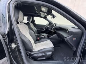 Melns Peugeot 2008 2020 Rīga, ar dzinēja tilpumu 1.20 L un nobraukumu 110 tūkst. km par 15850 €, foto 16 vietnē AUTOMOTO.COM.LV