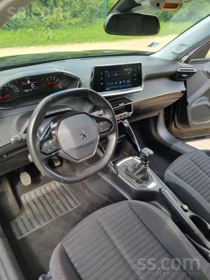Melns Peugeot 2008 2020 Rīga, ar dzinēja tilpumu 1.50 L un nobraukumu 154 tūkst. km par 11500 €, foto 8 vietnē AUTOMOTO.COM.LV