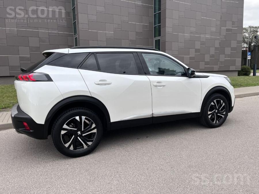 Melns Peugeot 2008 2020 Rīga, ar dzinēja tilpumu 1.20 L un nobraukumu 115 tūkst. km par 13700 €, foto 3 vietnē AUTOMOTO.COM.LV