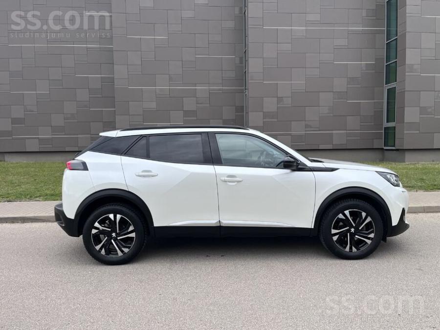 Melns Peugeot 2008 2020 Rīga, ar dzinēja tilpumu 1.20 L un nobraukumu 115 tūkst. km par 13700 €, foto 4 vietnē AUTOMOTO.COM.LV