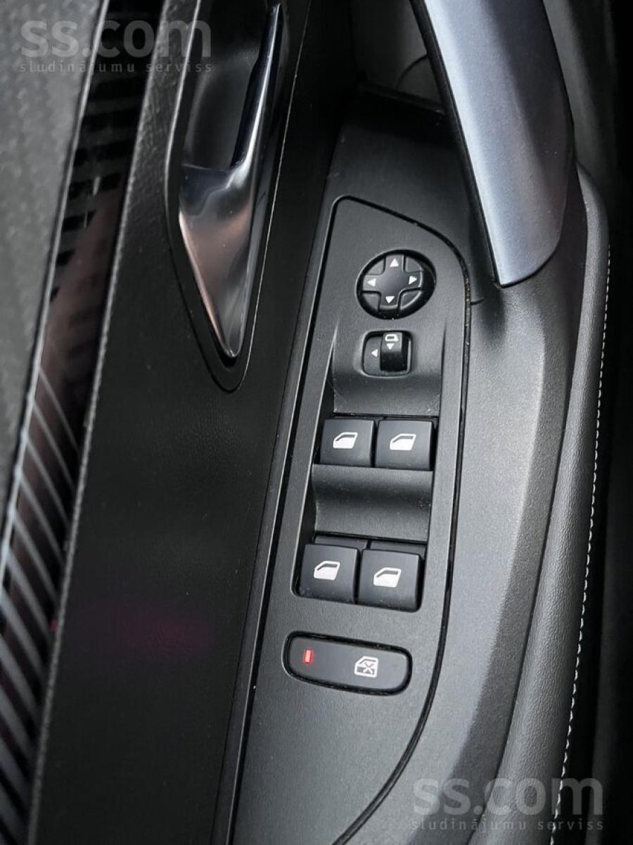 Melns Peugeot 2008 2020 Rīga, ar dzinēja tilpumu 1.20 L un nobraukumu 115 tūkst. km par 13700 €, foto 22 vietnē AUTOMOTO.COM.LV
