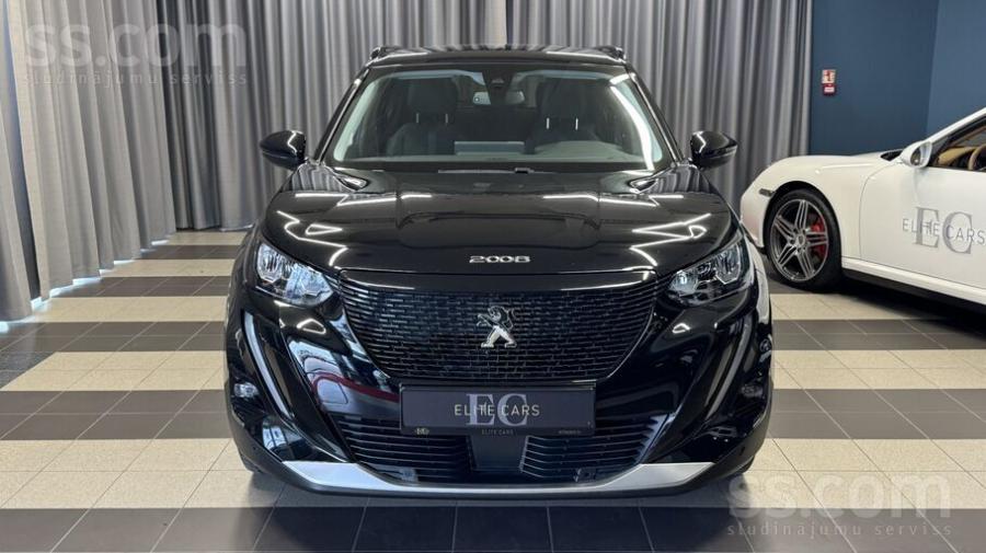 Melns Peugeot 2008 2020 Rīga, ar dzinēja tilpumu 1.20 L un nobraukumu 75 tūkst. km par 17990 €, foto 3 vietnē AUTOMOTO.COM.LV