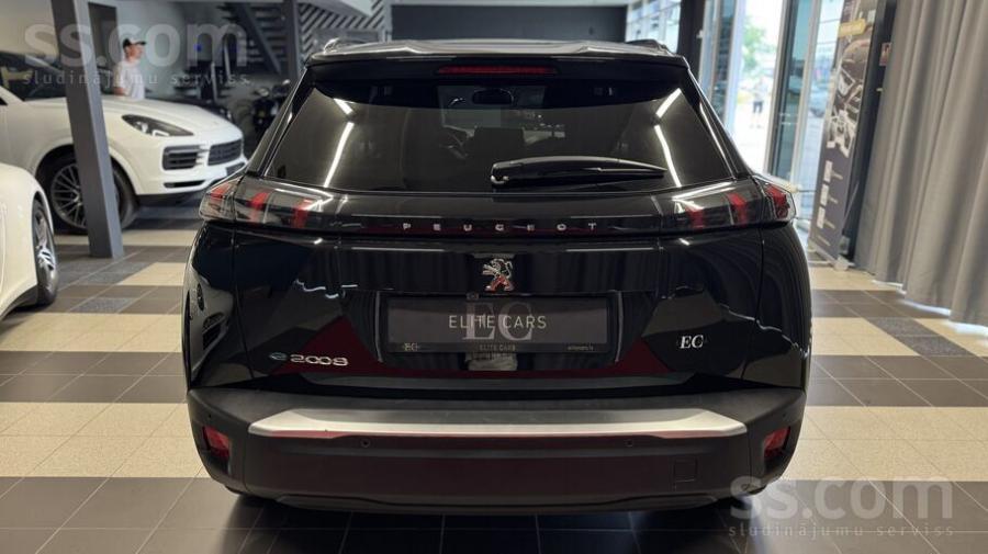 Melns Peugeot 2008 2020 Rīga, ar dzinēja tilpumu 1.20 L un nobraukumu 75 tūkst. km par 17990 €, foto 7 vietnē AUTOMOTO.COM.LV