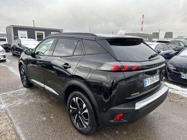 Black Peugeot 2008 2021 in Vilnius, with an engine capacity of 1.50 L and mileage of 178 thousand km for 14519 €, photo 6 on AUTOMOTO.COM.LV