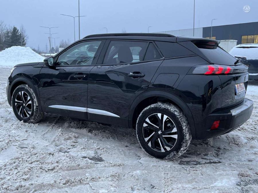 Melns Peugeot 2008 2021 Viļņa, ar dzinēja tilpumu 1.50 L un nobraukumu 201 tūkst. km par 11979 €, foto 4 vietnē AUTOMOTO.COM.LV