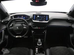 Black Peugeot 2008 2021 in Vilnius, with an engine capacity of 1.20 L and mileage of 97 thousand km for 15999 €, photo 3 on AUTOMOTO.COM.LV