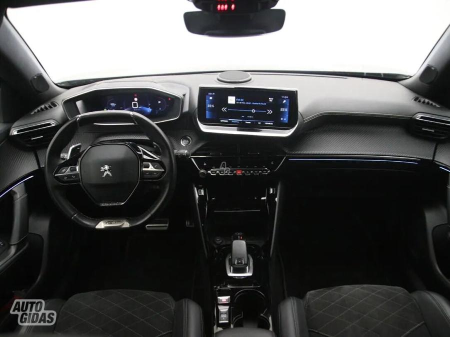 Black Peugeot 2008 2021 in Vilnius, with an engine capacity of 1.20 L and mileage of 97 thousand km for 15999 €, photo 3 on AUTOMOTO.COM.LV