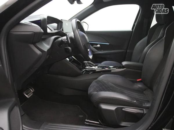 Black Peugeot 2008 2021 in Vilnius, with an engine capacity of 1.20 L and mileage of 97 thousand km for 15999 €, photo 4 on AUTOMOTO.COM.LV