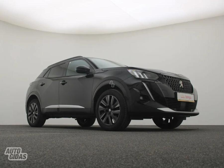 Black Peugeot 2008 2021 in Vilnius, with an engine capacity of 1.20 L and mileage of 97 thousand km for 15999 €, photo 12 on AUTOMOTO.COM.LV