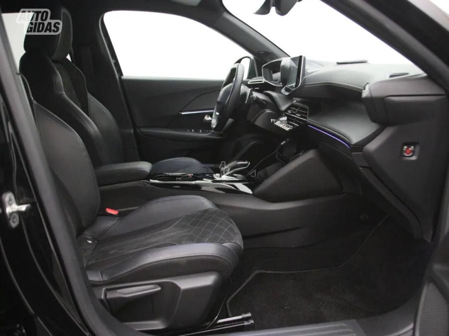 Black Peugeot 2008 2021 in Vilnius, with an engine capacity of 1.20 L and mileage of 97 thousand km for 15999 €, photo 15 on AUTOMOTO.COM.LV