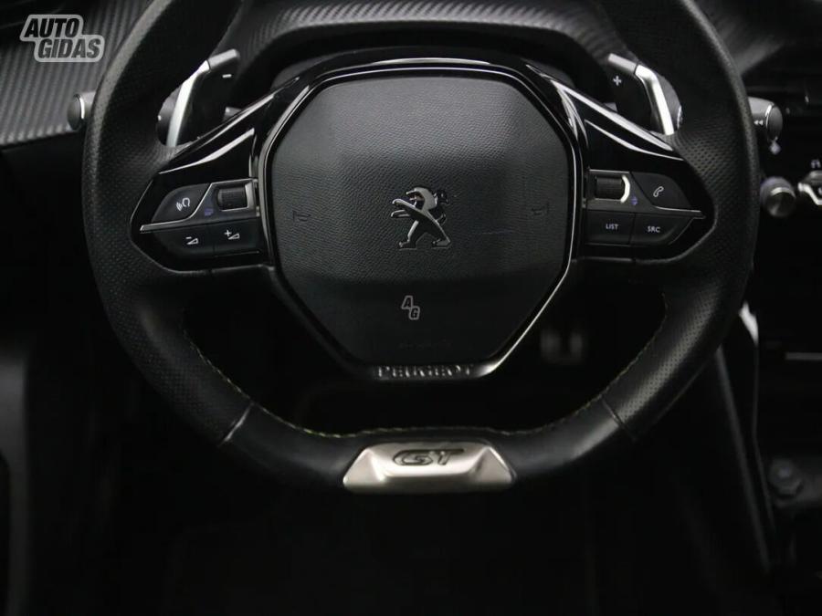 Black Peugeot 2008 2021 in Vilnius, with an engine capacity of 1.20 L and mileage of 97 thousand km for 15999 €, photo 19 on AUTOMOTO.COM.LV