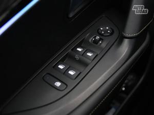 Black Peugeot 2008 2021 in Vilnius, with an engine capacity of 1.20 L and mileage of 97 thousand km for 15999 €, photo 27 on AUTOMOTO.COM.LV