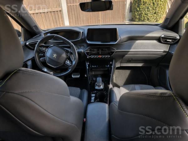 Melns Peugeot 2008 2021 Rīga, ar dzinēja tilpumu 1.50 L un nobraukumu 61 tūkst. km par 15900 €, foto 5 vietnē AUTOMOTO.COM.LV