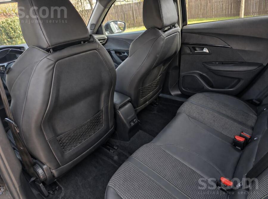 Melns Peugeot 2008 2021 Rīga, ar dzinēja tilpumu 1.50 L un nobraukumu 61 tūkst. km par 15900 €, foto 9 vietnē AUTOMOTO.COM.LV