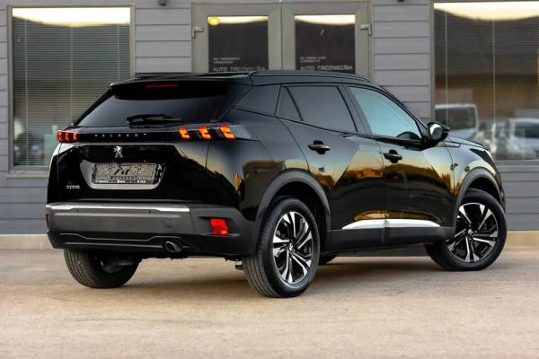 Melns Peugeot 2008 2021 Jelgava, ar dzinēja tilpumu 1.50 L un nobraukumu 160 tūkst. km par 16950 €, foto 4 vietnē AUTOMOTO.COM.LV