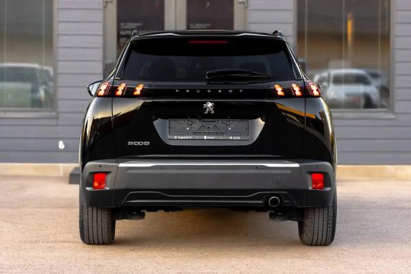 Melns Peugeot 2008 2021 Jelgava, ar dzinēja tilpumu 1.50 L un nobraukumu 160 tūkst. km par 16950 €, foto 7 vietnē AUTOMOTO.COM.LV