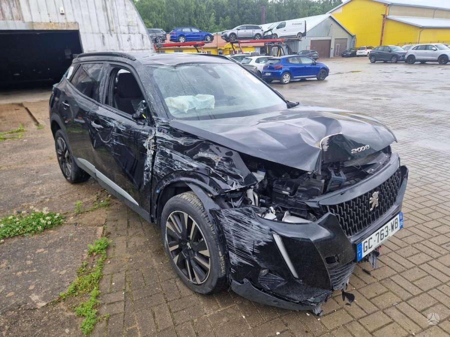 Black Peugeot 2008 2021 in Kaunas, with an engine capacity of 1.50 L and mileage of 125 thousand km for 7865 €, photo 5 on AUTOMOTO.COM.LV