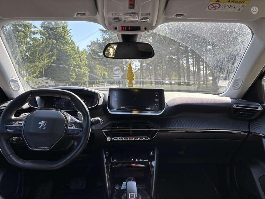 Melns Peugeot 2008 2021 Tauragė, ar dzinēja tilpumu 1.50 L un nobraukumu 159 tūkst. km par 7999 €, foto 15 vietnē AUTOMOTO.COM.LV