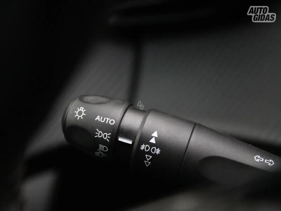 Black Peugeot 2008 2021 in Vilnius, with an engine capacity of 1.50 L and mileage of 144 thousand km for 13099 €, photo 28 on AUTOMOTO.COM.LV
