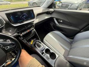 Melns Peugeot 2008 2021 Šauļi, ar dzinēja tilpumu 0.00 L un nobraukumu 127 tūkst. km par 13900 €, foto 20 vietnē AUTOMOTO.COM.LV