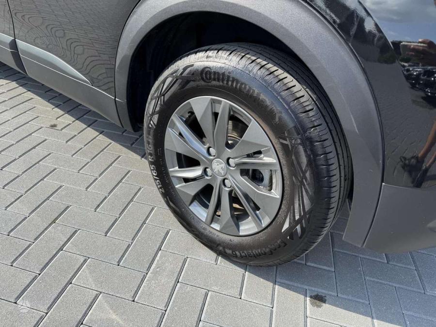 Black Peugeot 2008 2021 in Telschi, with an engine capacity of 0.00 L and mileage of 40 thousand km for 12300 €, photo 15 on AUTOMOTO.COM.LV