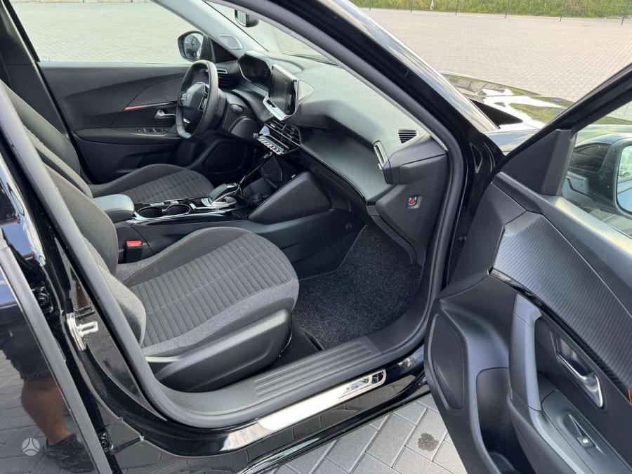 Black Peugeot 2008 2021 in Telschi, with an engine capacity of 0.00 L and mileage of 40 thousand km for 12300 €, photo 26 on AUTOMOTO.COM.LV