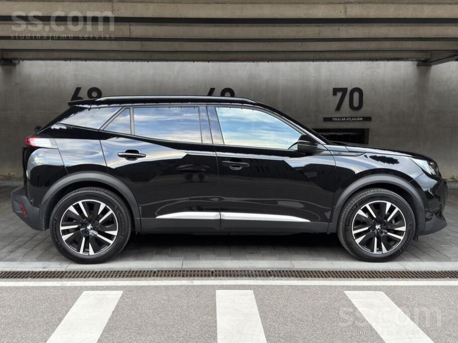 Black Peugeot 2008 2021 in Riga, with an engine capacity of 1.20 L and mileage of 120 thousand km for 17490 €, photo 8 on AUTOMOTO.COM.LV