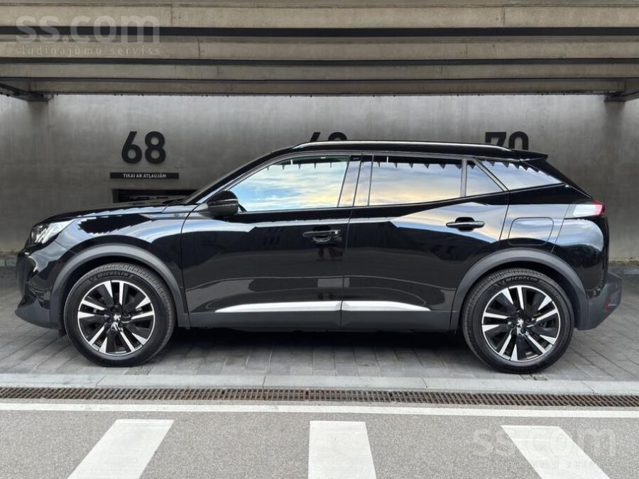 Black Peugeot 2008 2021 in Riga, with an engine capacity of 1.20 L and mileage of 120 thousand km for 17490 €, photo 9 on AUTOMOTO.COM.LV