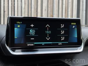 Black Peugeot 2008 2021 in Riga, with an engine capacity of 1.20 L and mileage of 120 thousand km for 17490 €, photo 18 on AUTOMOTO.COM.LV
