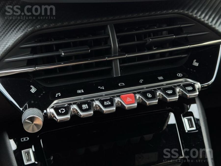 Black Peugeot 2008 2021 in Riga, with an engine capacity of 1.20 L and mileage of 120 thousand km for 17490 €, photo 23 on AUTOMOTO.COM.LV