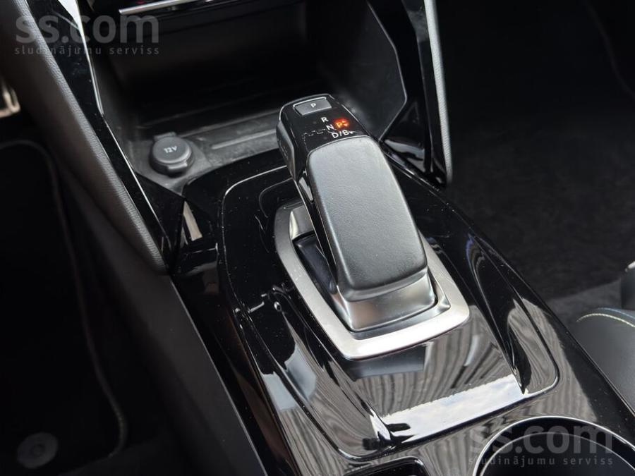 Black Peugeot 2008 2021 in Riga, with an engine capacity of 1.20 L and mileage of 120 thousand km for 17490 €, photo 25 on AUTOMOTO.COM.LV