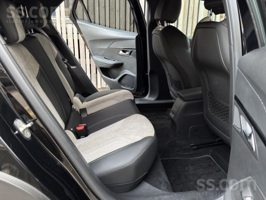 Black Peugeot 2008 2021 in Riga, with an engine capacity of 1.20 L and mileage of 120 thousand km for 17490 €, photo 30 on AUTOMOTO.COM.LV