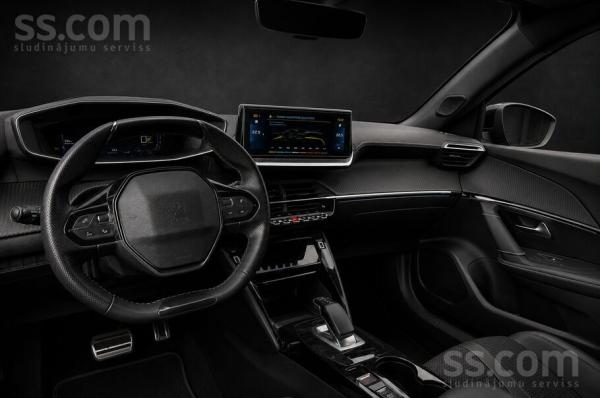 Melns Peugeot 2008 2021 Rīga, ar dzinēja tilpumu 1.20 L un nobraukumu 103 tūkst. km par 18900 €, foto 2 vietnē AUTOMOTO.COM.LV