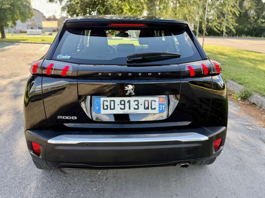 Black Peugeot 2008 2021 in Taurage, with an engine capacity of 1.50 L and mileage of 190 thousand km for 8200 €, photo 9 on AUTOMOTO.COM.LV