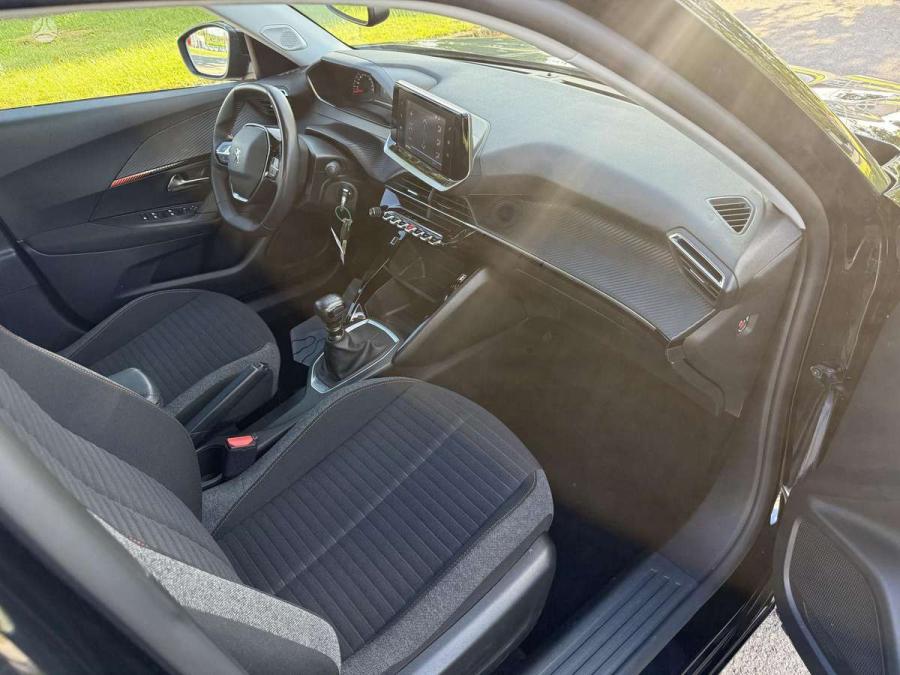 Black Peugeot 2008 2021 in Taurage, with an engine capacity of 1.50 L and mileage of 190 thousand km for 8200 €, photo 12 on AUTOMOTO.COM.LV