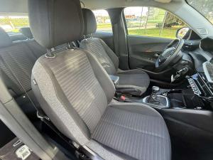 Black Peugeot 2008 2021 in Taurage, with an engine capacity of 1.50 L and mileage of 190 thousand km for 8200 €, photo 13 on AUTOMOTO.COM.LV