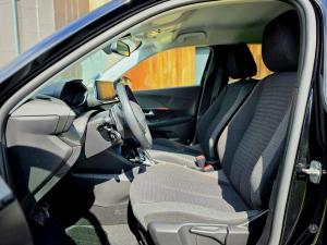Melns Peugeot 2008 2021 Klaipėda, ar dzinēja tilpumu 1.50 L un nobraukumu 174 tūkst. km par 10800 €, foto 16 vietnē AUTOMOTO.COM.LV